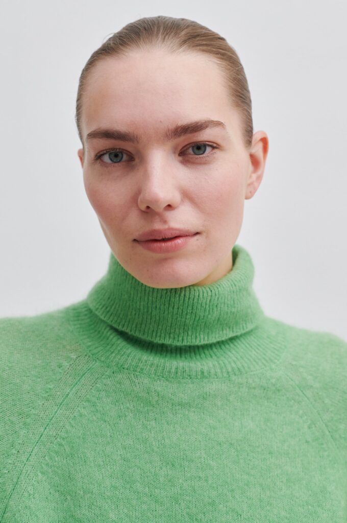 Brook Knit Oversize T-Neck | Margareta Concept Store